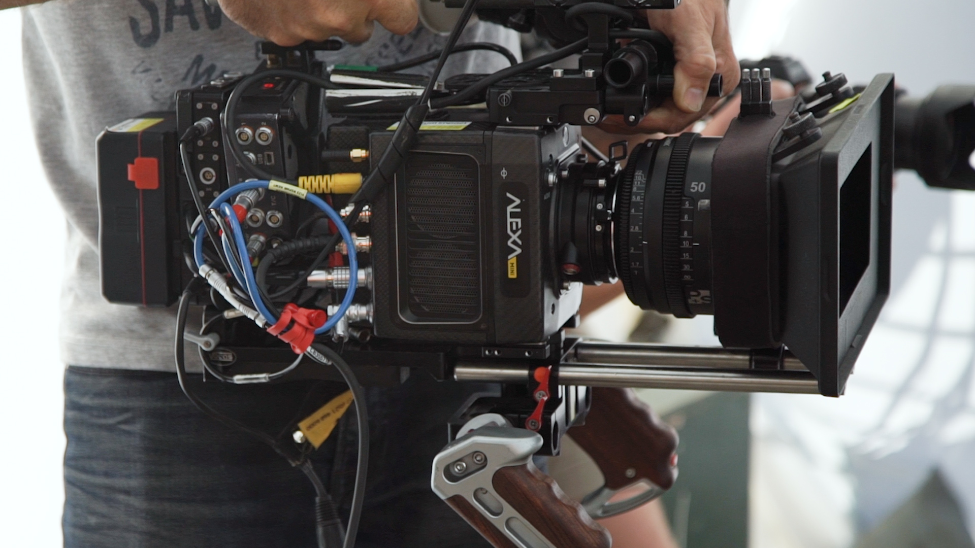 DISCOVER WHAT WE ARE DOING & HOW WE CAN HELP YOU - Vertigo Studios.AI